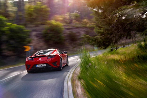 Honda NSX 2017 Review - Car Keys