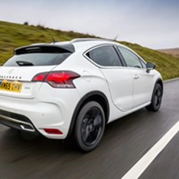 DS 4 Hatchback review - Car Keys