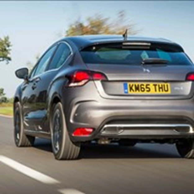 DS 4 Hatchback review - Car Keys