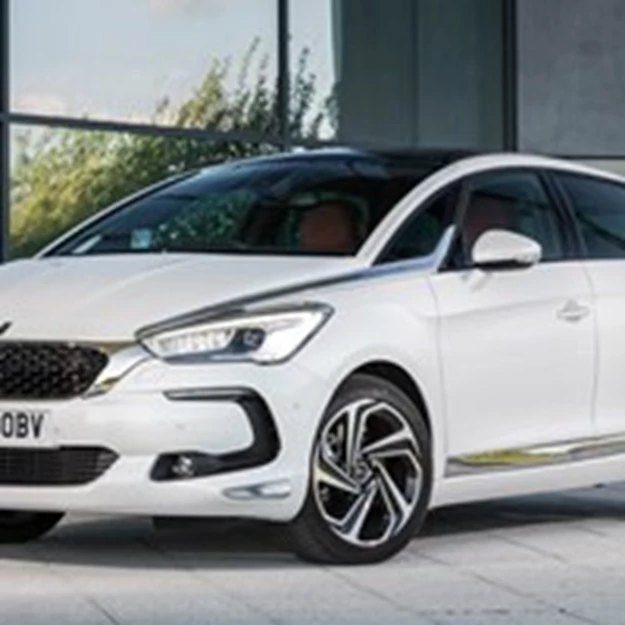 DS 5 Hatchback review - Car Keys