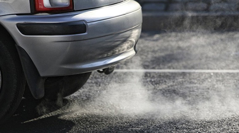 Smoke from your exhaust explained - Car Keys