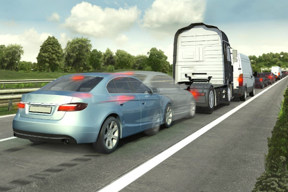 How to calculate stopping distance - Car Keys