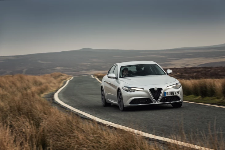 2018 Alfa Romeo Giulia Super Review - Car Keys