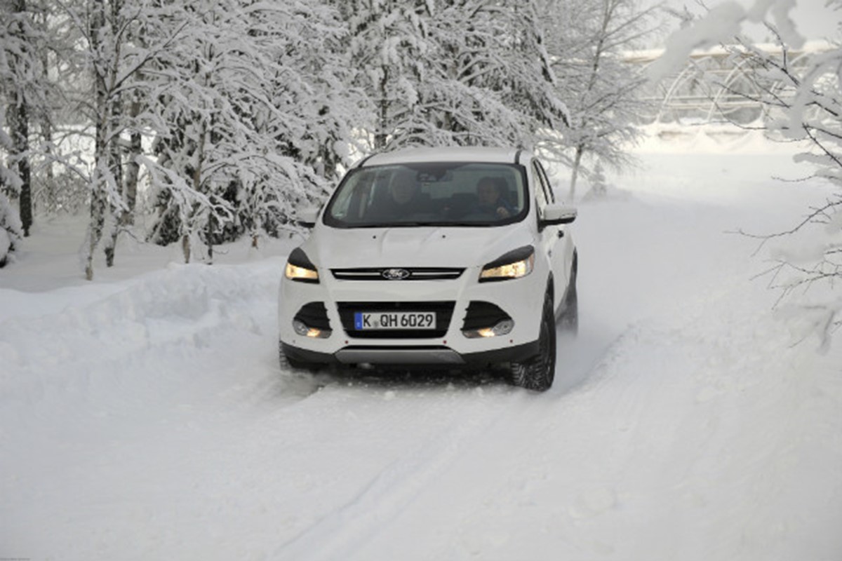 Tips for driving in snow and ice - Car Keys