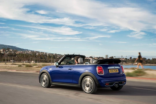 Mini Convertible 2019 review - Car Keys