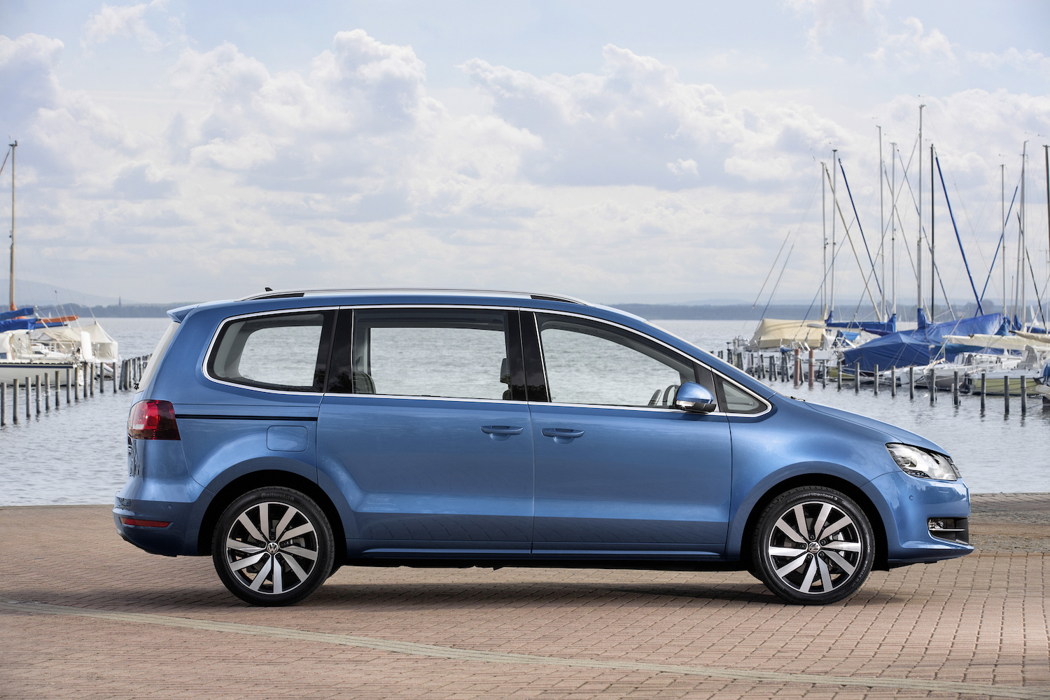 Volkswagen builds one millionth Sharan MPV - Car Keys
