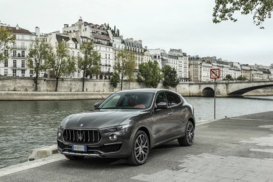 The most spacious cars for rear passengers in 2019 - Car Keys