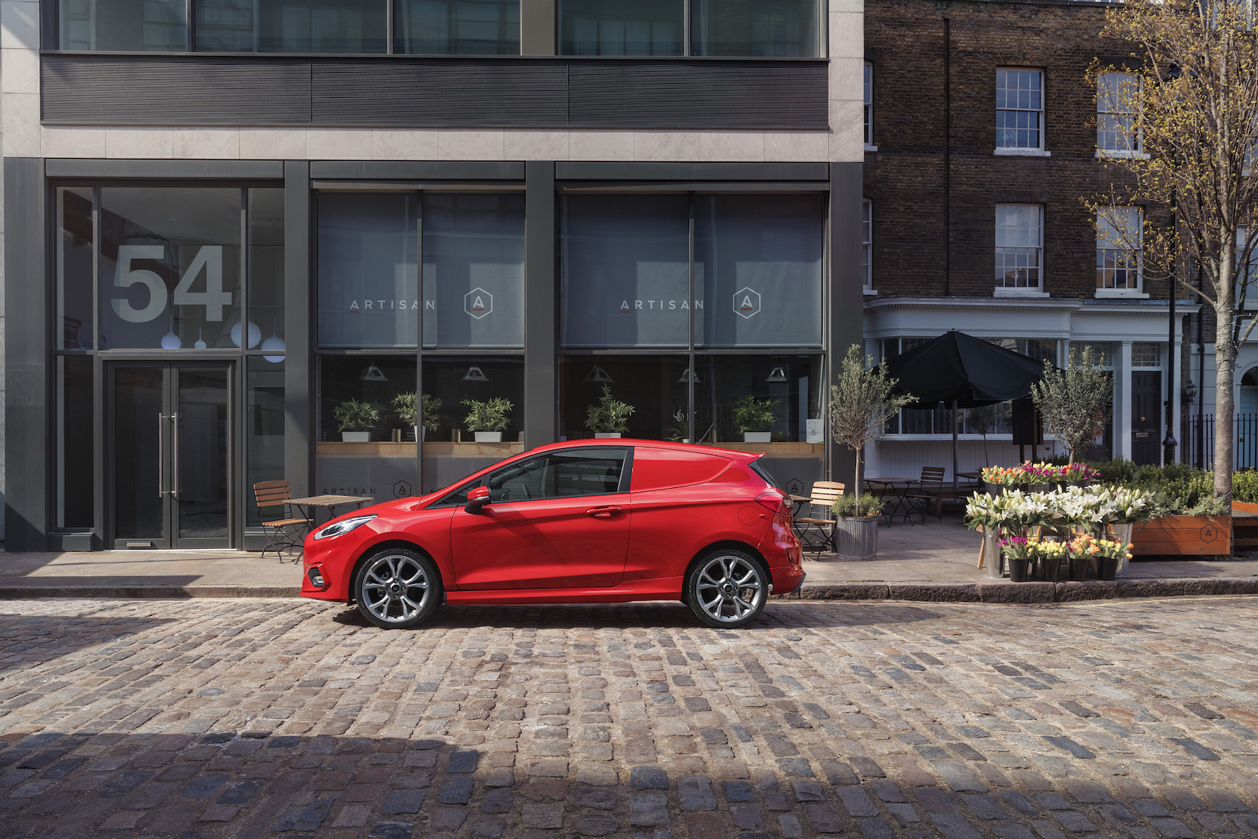 Ford Fiesta Sport Van 2019 review - Car Keys