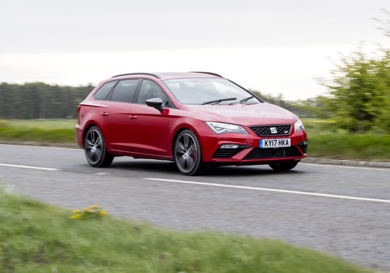 Seat Leon Estate Cupra 300 review - Car Keys