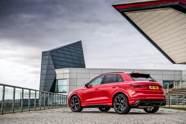 Best performance SUVs and crossovers 2021 - Car Keys