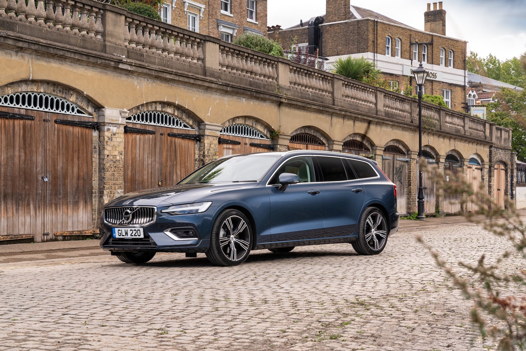 Buyer’s guide to the Volvo V60 - Car Keys