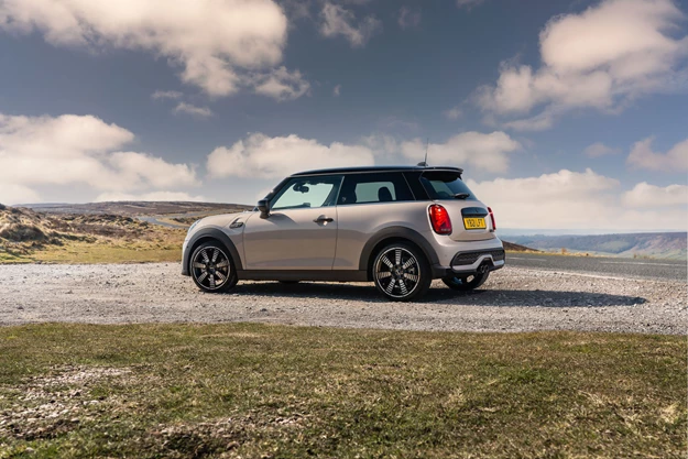 Mini Hatch 2021 review - Car Keys