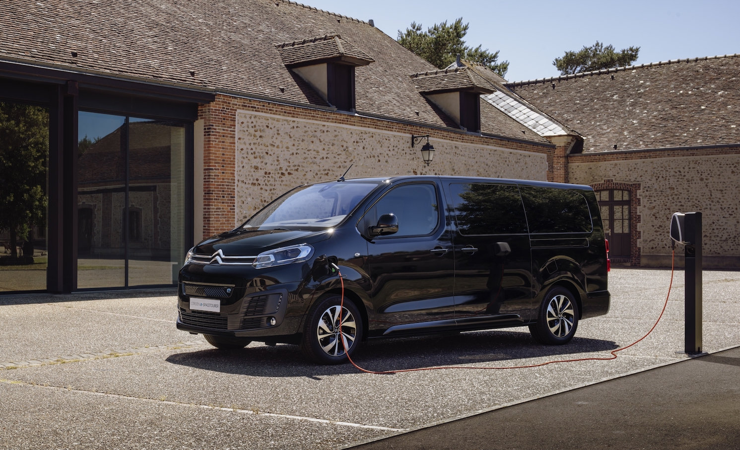 Electric Citroen e SpaceTourer range extends with new XL model Car Keys