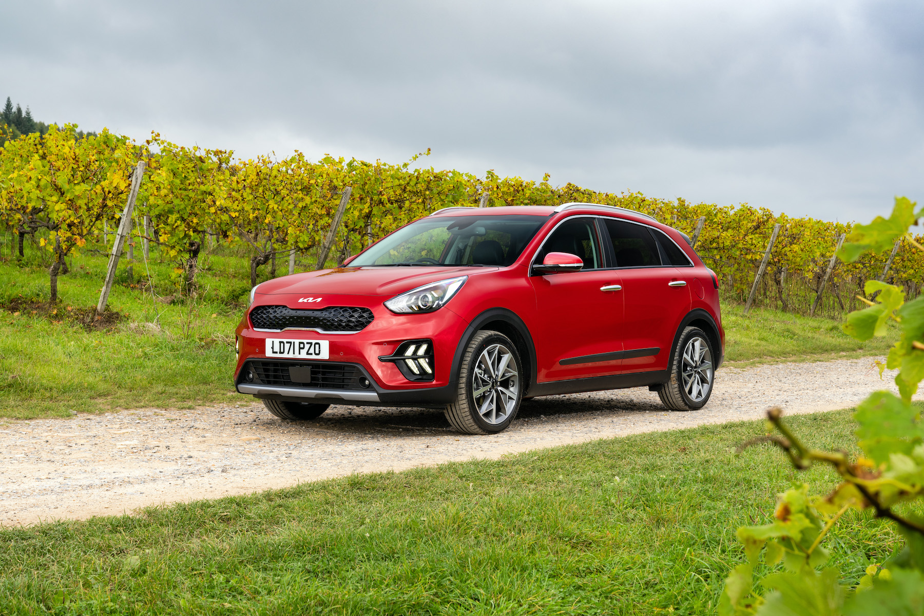 5 Best Hybrid cars for less than £30,000 - Car Keys